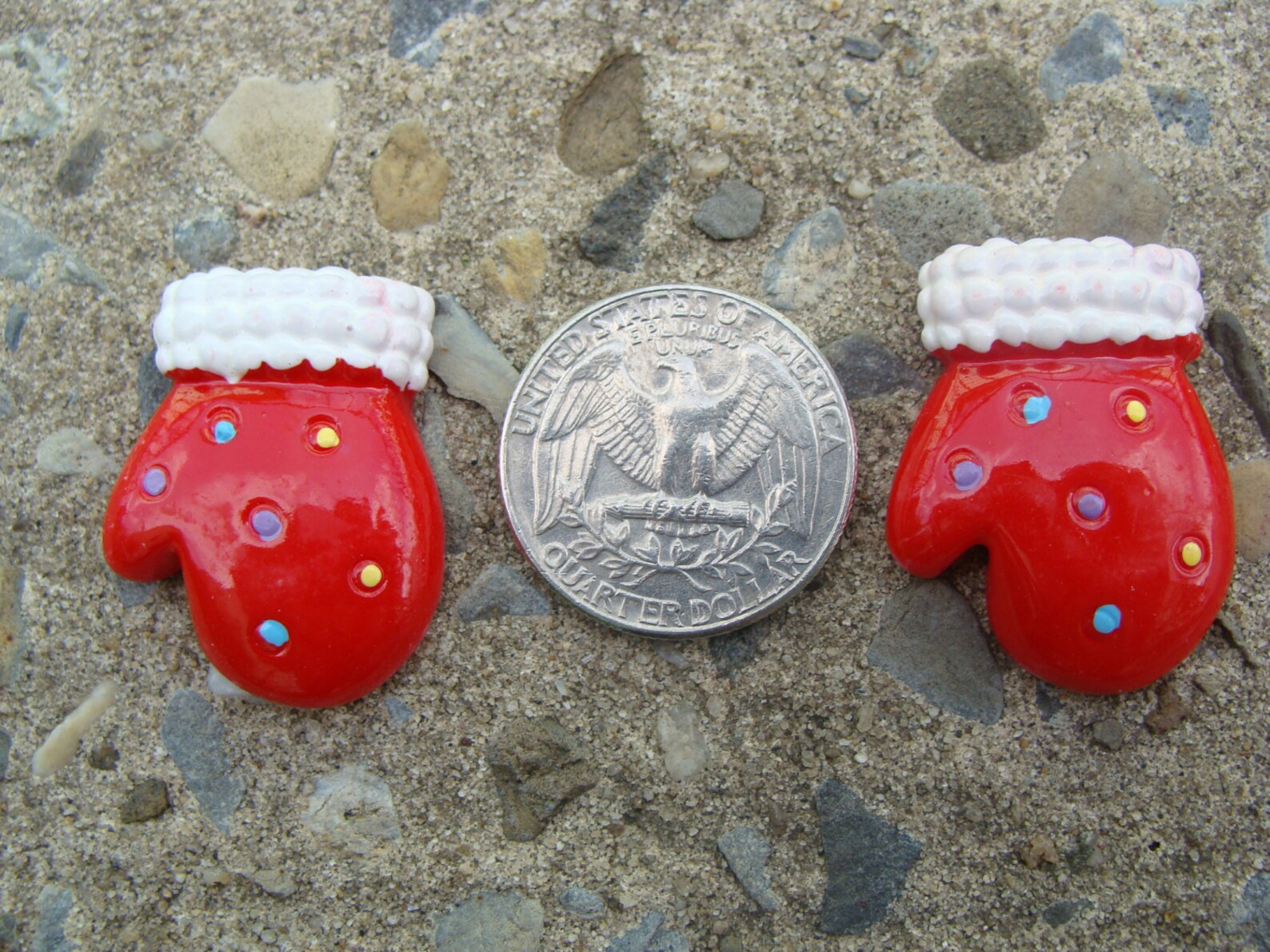 2 Christmas Glows Socks Resins for Hair Bow Santa Hat Resin - Etsy