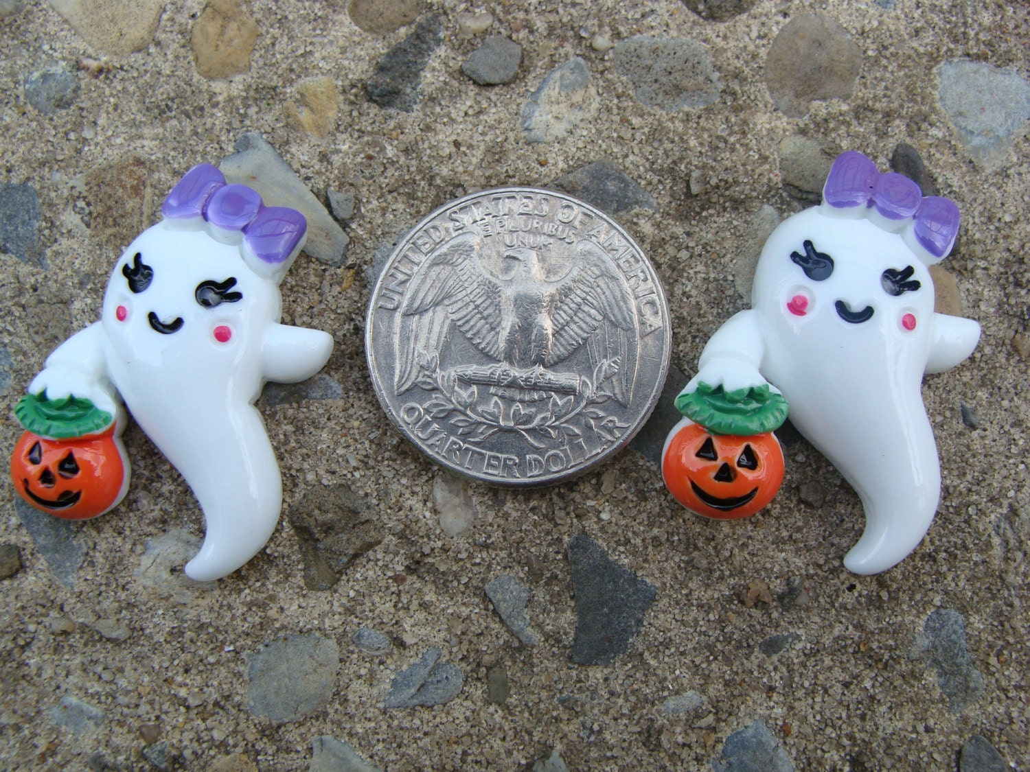 2 Ghost Resins Halloween Resin for Hair Bow Resins - Etsy