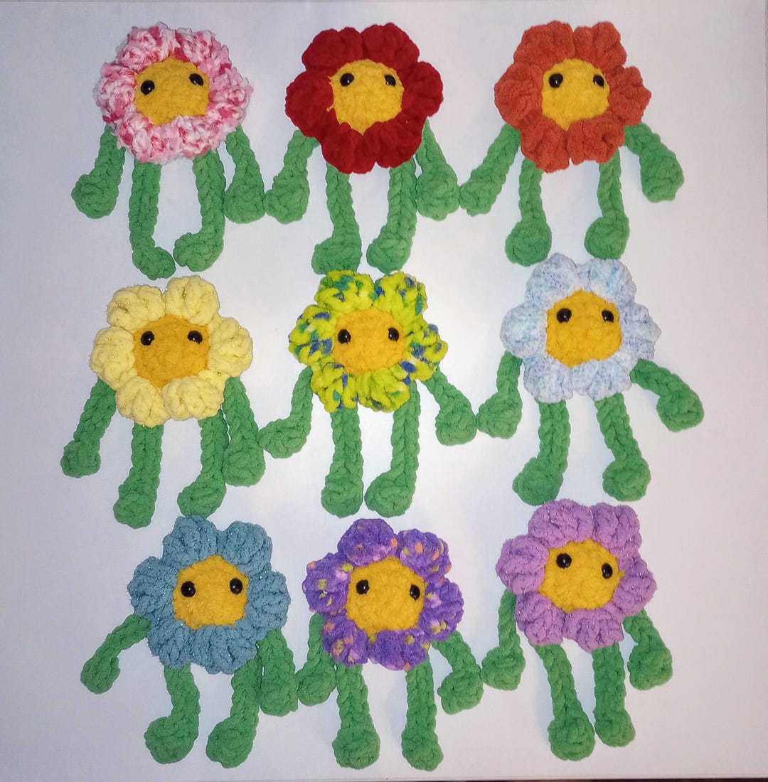 Handmade Flower Plushie, Amigurumi Flower Plush, Flowers Fidget Toy, Finished Crochet Items - Etsy