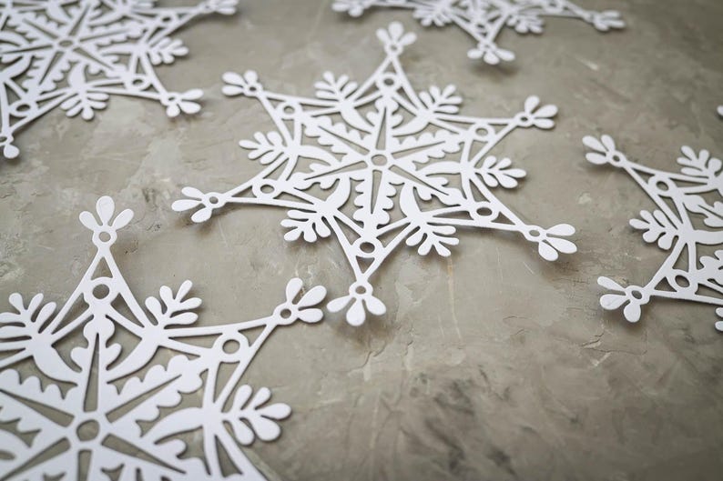Large Paper Snowflakes: Christmas Card Making, Gift Wrap (set of 5) - Etsy