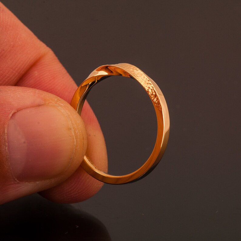Mobius Ring 18k Rose Gold Ring Hammered Mobius Ring Wedding - Etsy