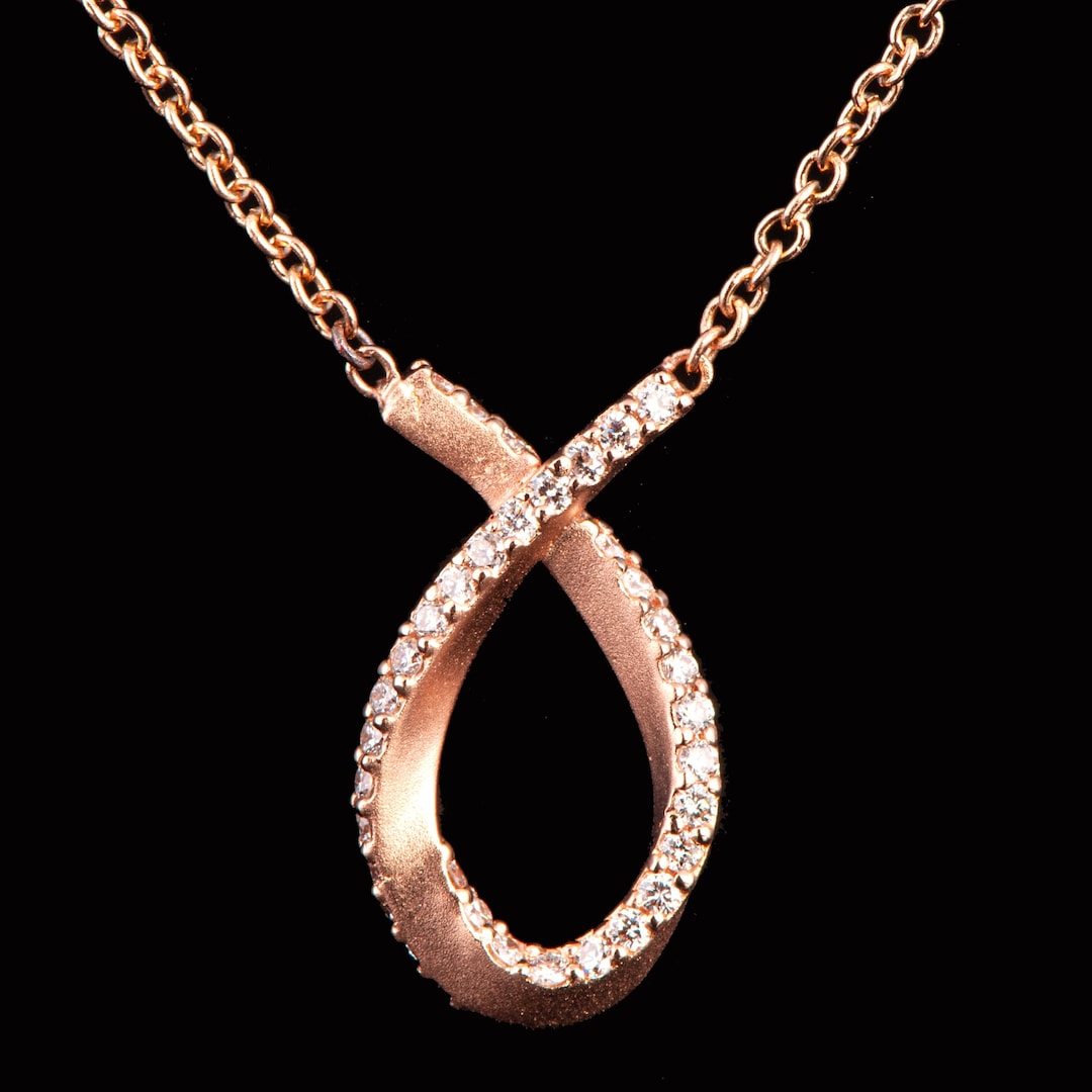 Small Solid 18k Gold Mobius Twisting Pendant With Diamonds - Etsy