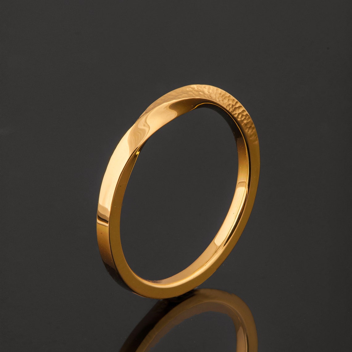 Mobius Ring 18k Gold Ring Hammered Mobius Ring Wedding Ring - Etsy