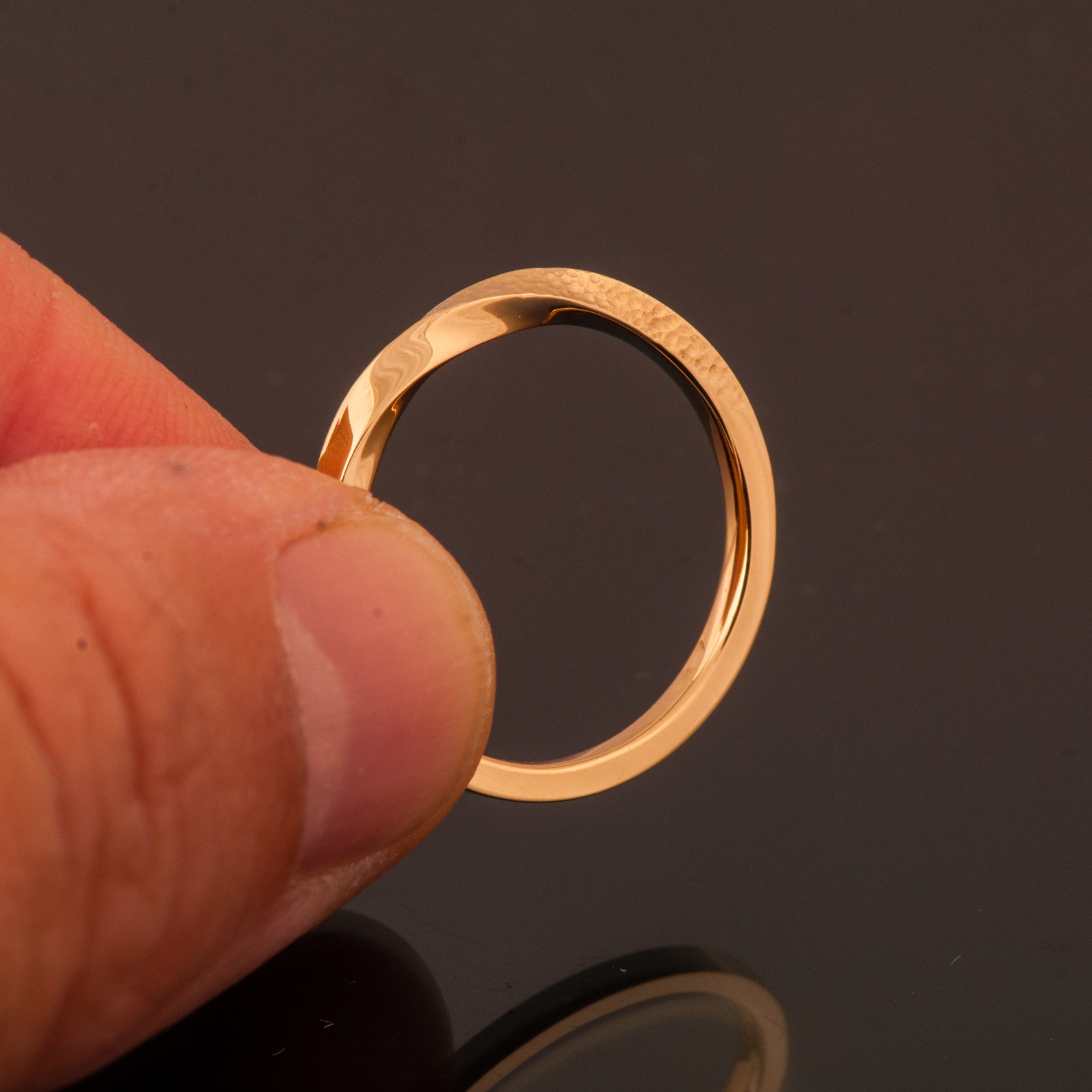 Mobius Ring 18k Rose Gold Ring Hammered Mobius Ring Wedding - Etsy