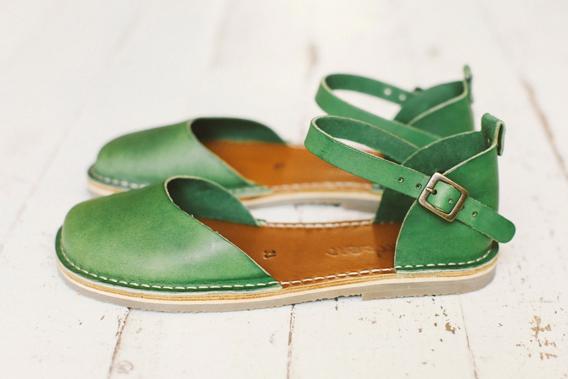 Closed Toe Flat Sandals Sustainable Sandals Leather Leather | Etsy