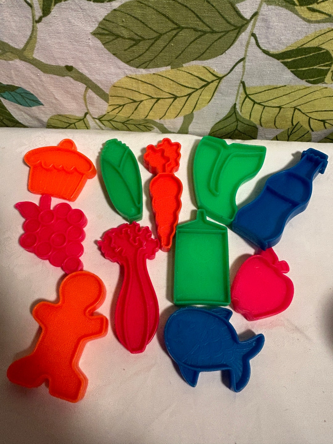 Vintage 1970s Mattel Plastic Tuff Stuff Play Food 11 Pieces - Etsy