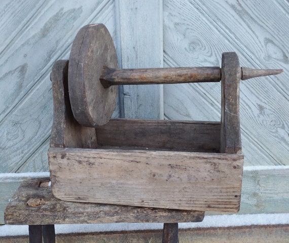 Primitive antique spinning wheel Rustic home decor Old wooden | Etsy
