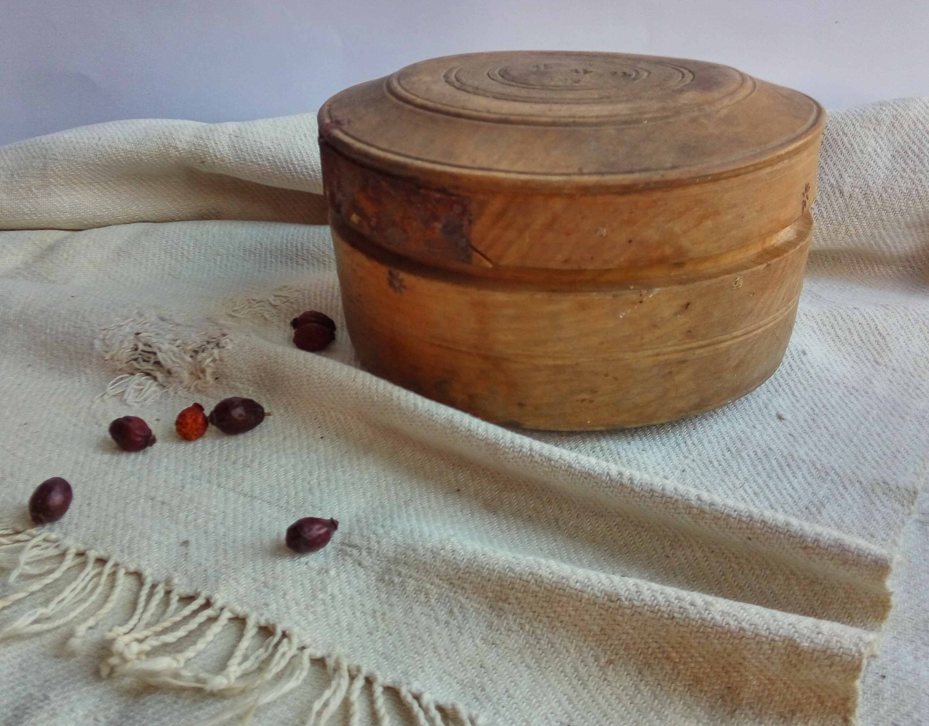 Antique jewelry box Primitive wooden box Old round jewellery | Etsy