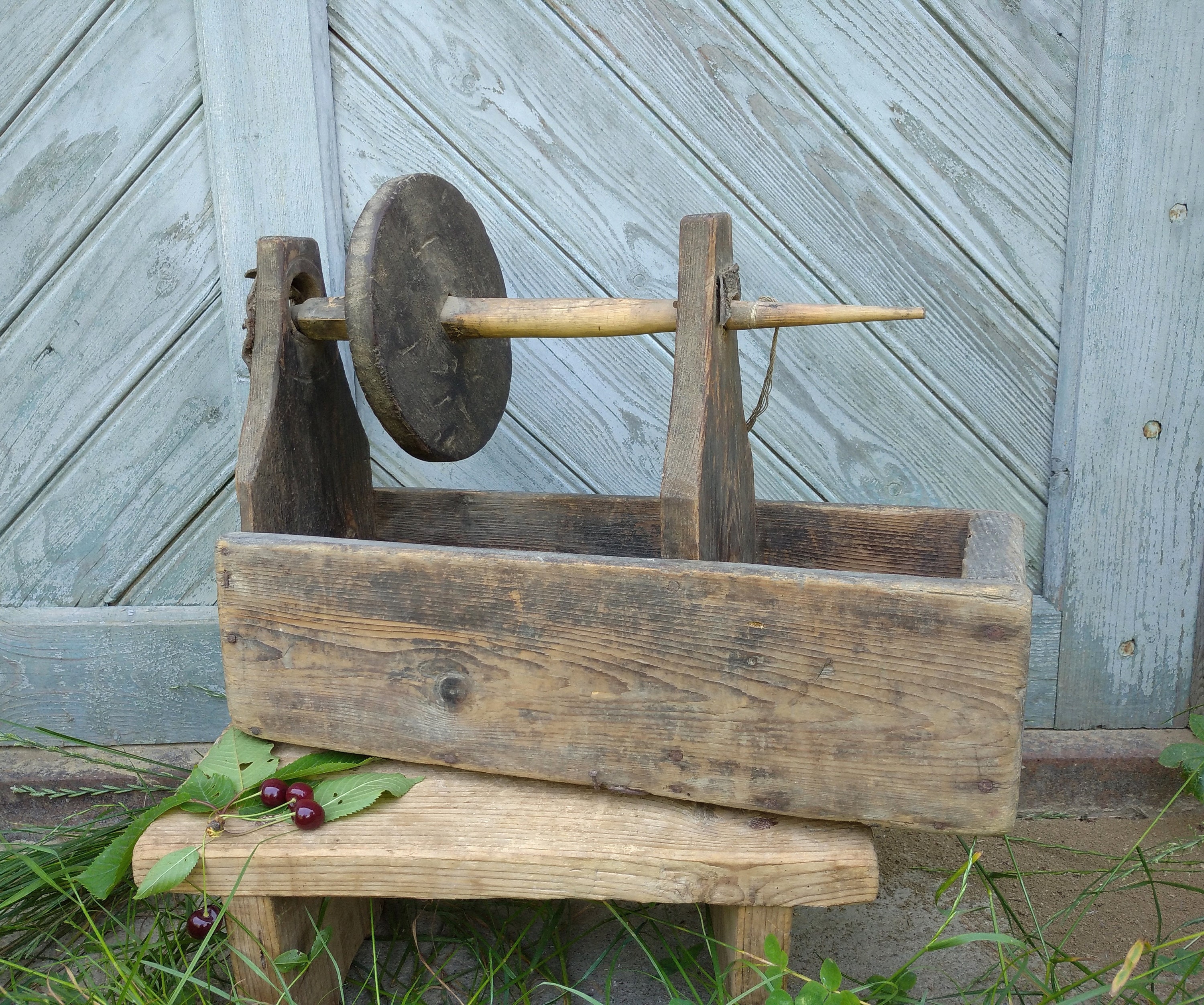 Primitive Antique Spinning Wheel Rustic Home Decor Old Wooden | Etsy