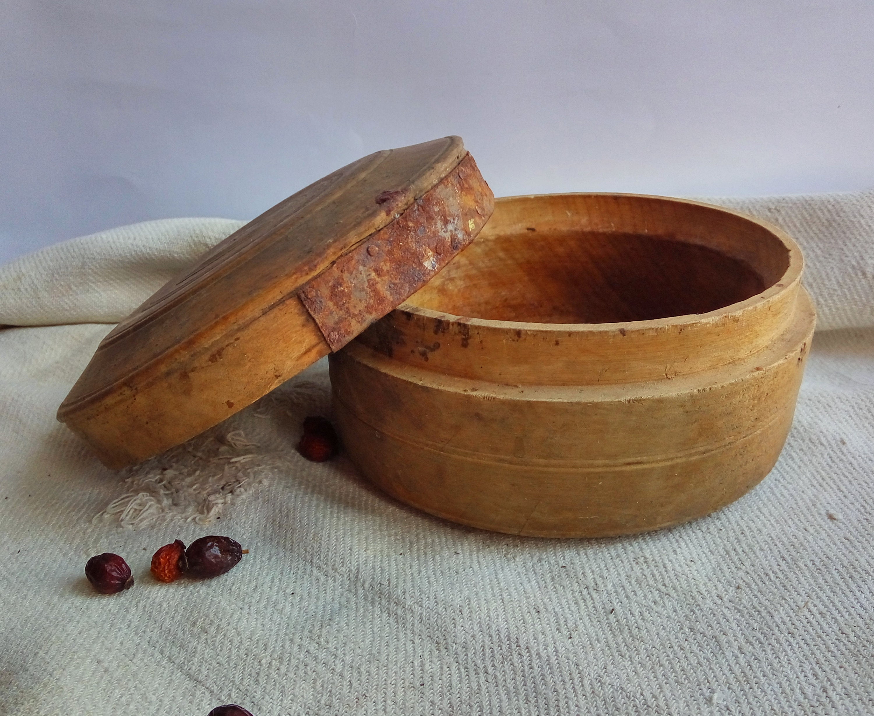 Antique jewelry box Primitive wooden box Old round jewellery | Etsy
