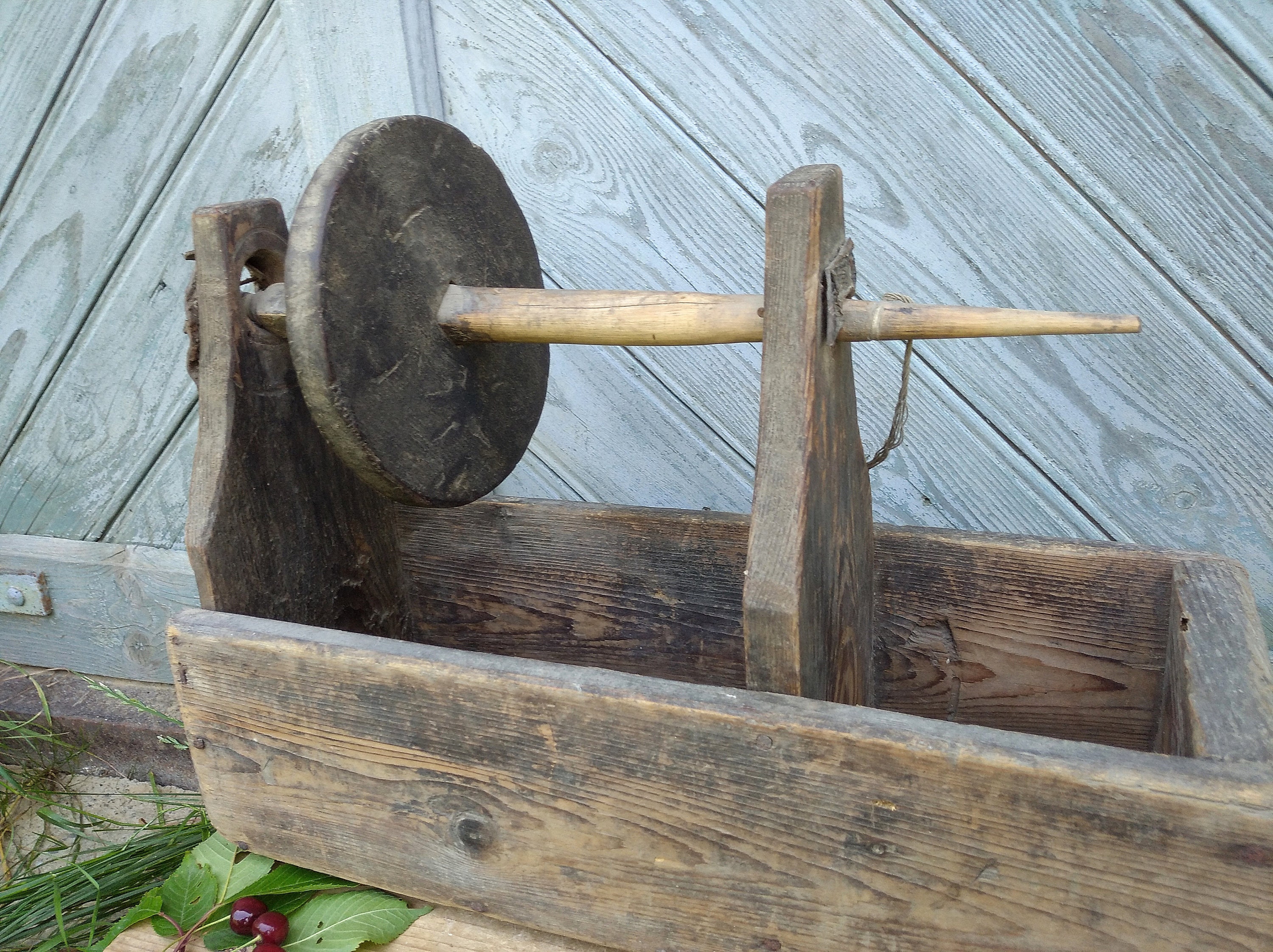 Primitive Antique Spinning Wheel Rustic Home Decor Old Wooden | Etsy