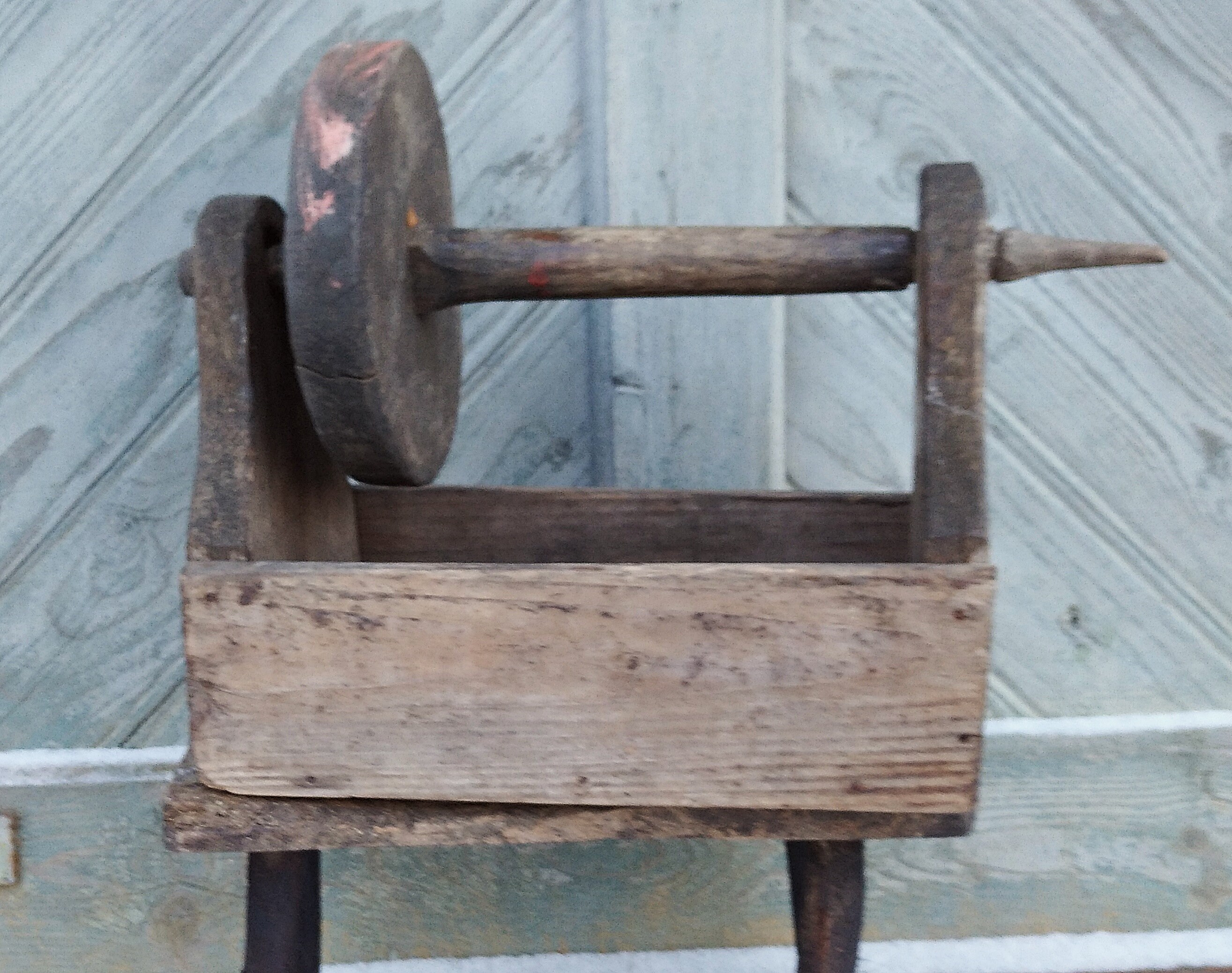 Primitive antique spinning wheel Rustic home decor Old wooden | Etsy