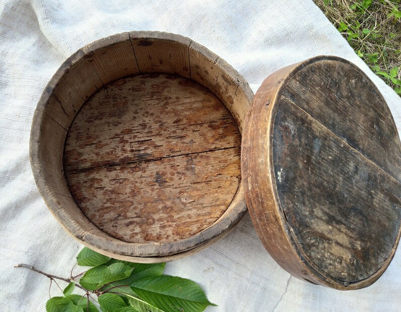 Primitive Antique Wooden Box With Lid Made by Unique | Etsy