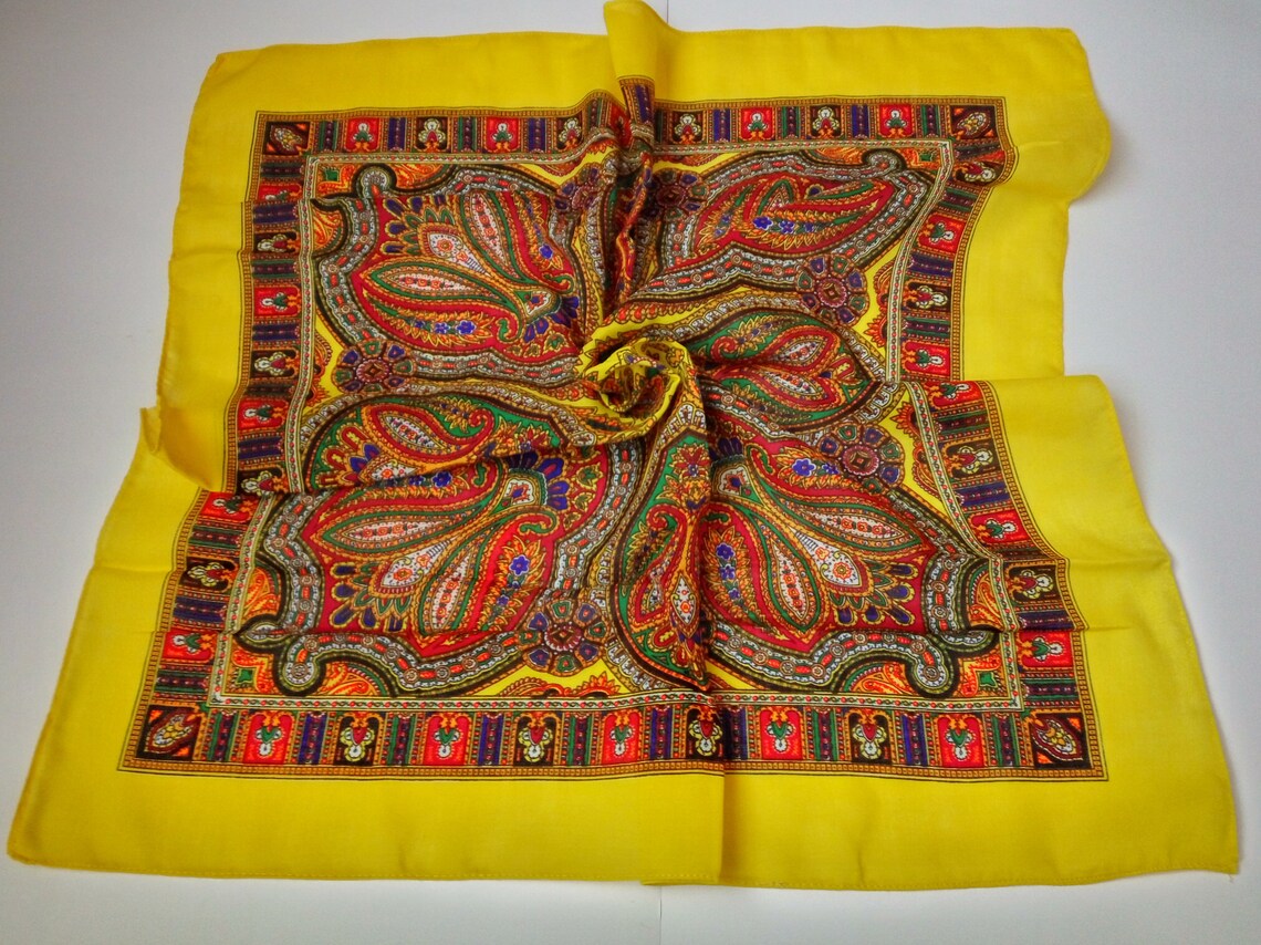 Bright Russian Shawl Floral Wool Scarf Eyecatching Head Scarf | Etsy