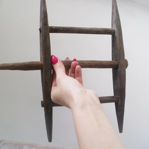 Primitive Antique Spinning Wheel Parts Weaving Loom Tools Wool Winder ...