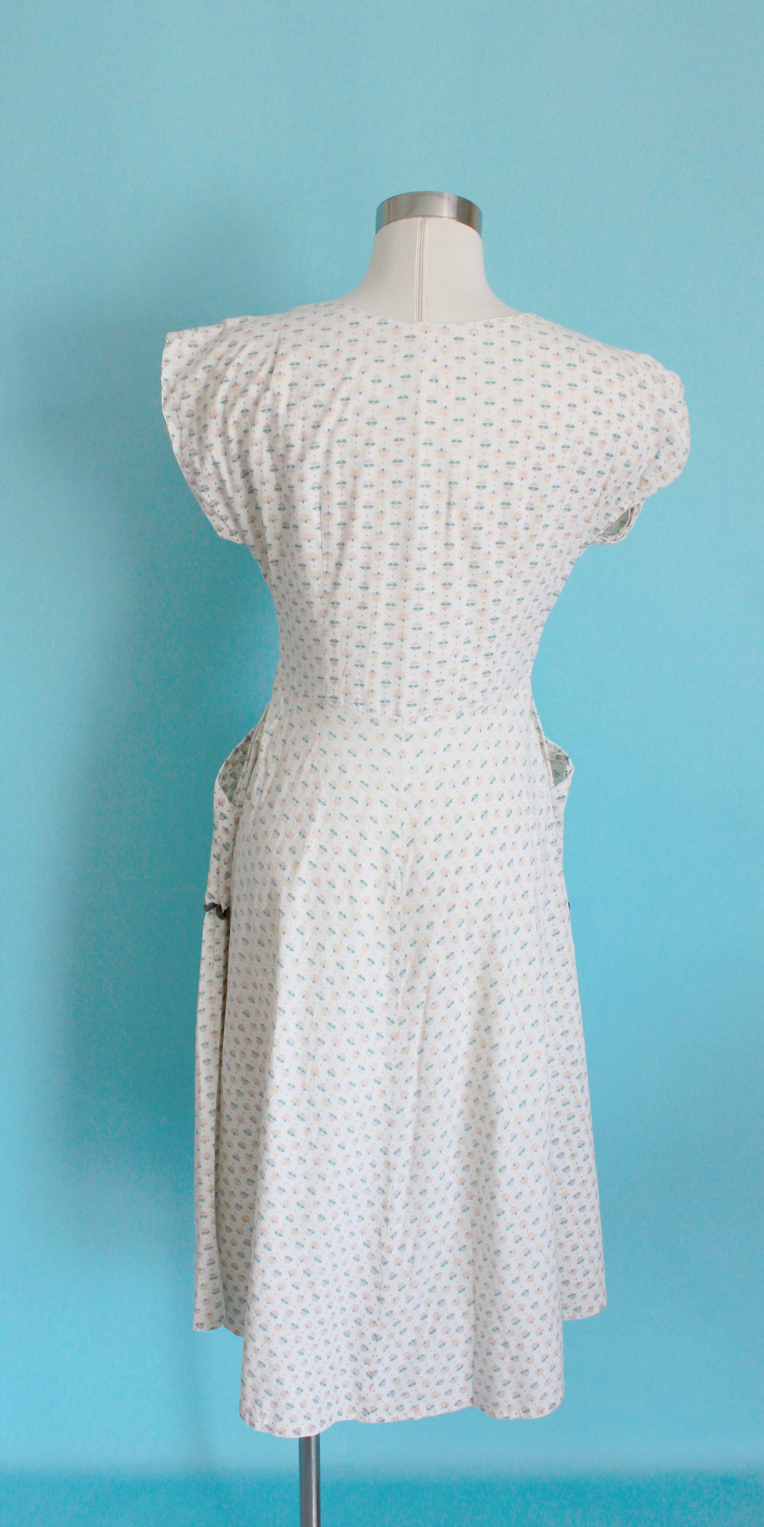 1950s Floral Ric Rac Patch Pocket Dress Size Small 25 - Etsy Israel