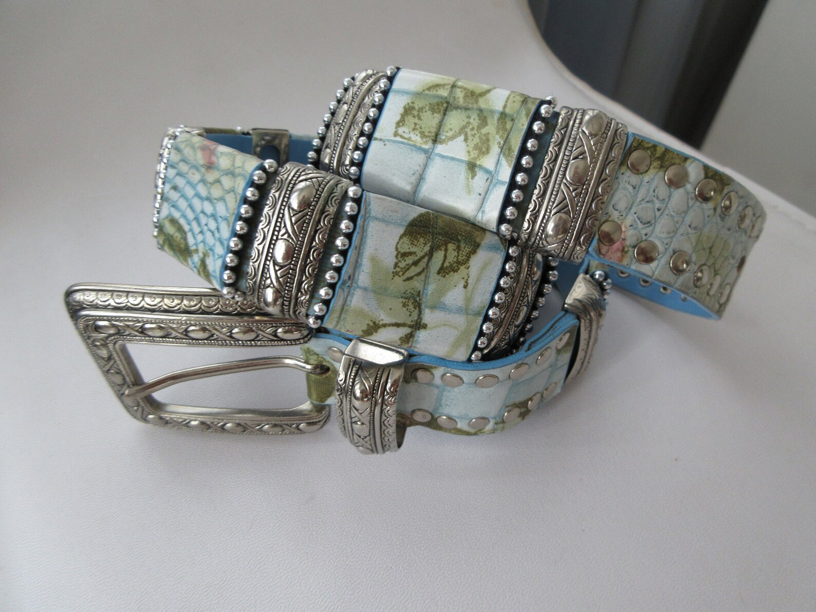 WOW NANNI MILANO Women's Leather Belt Embossed Floral - Etsy