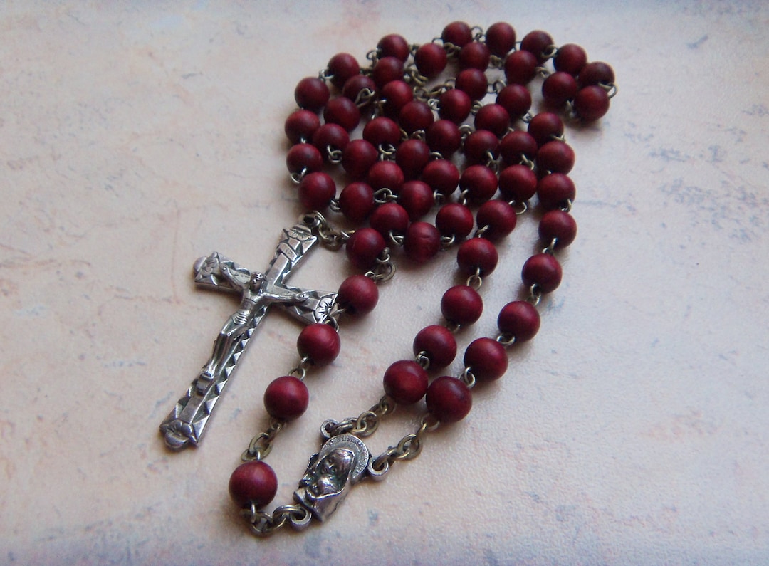 Chaplet Catholic Rosary Red Wooden Prayer Beads & Unusual Crucifix ...