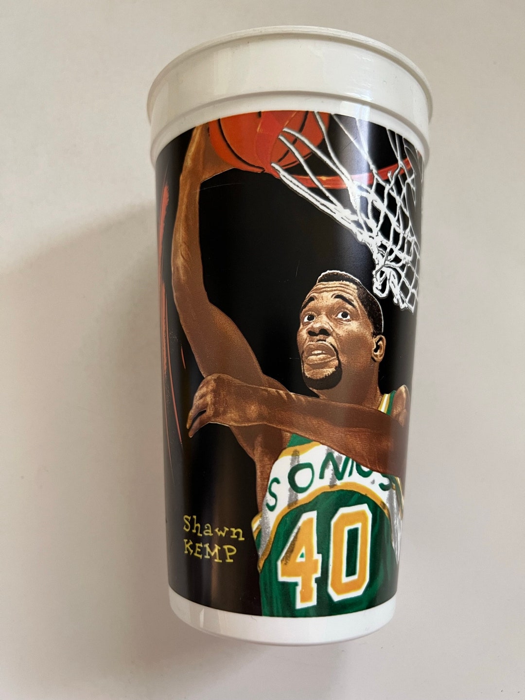 Vintage 1995 Mcdonalds Coke Coca Cola NBA Looney Tunes Shawn Kemp ...