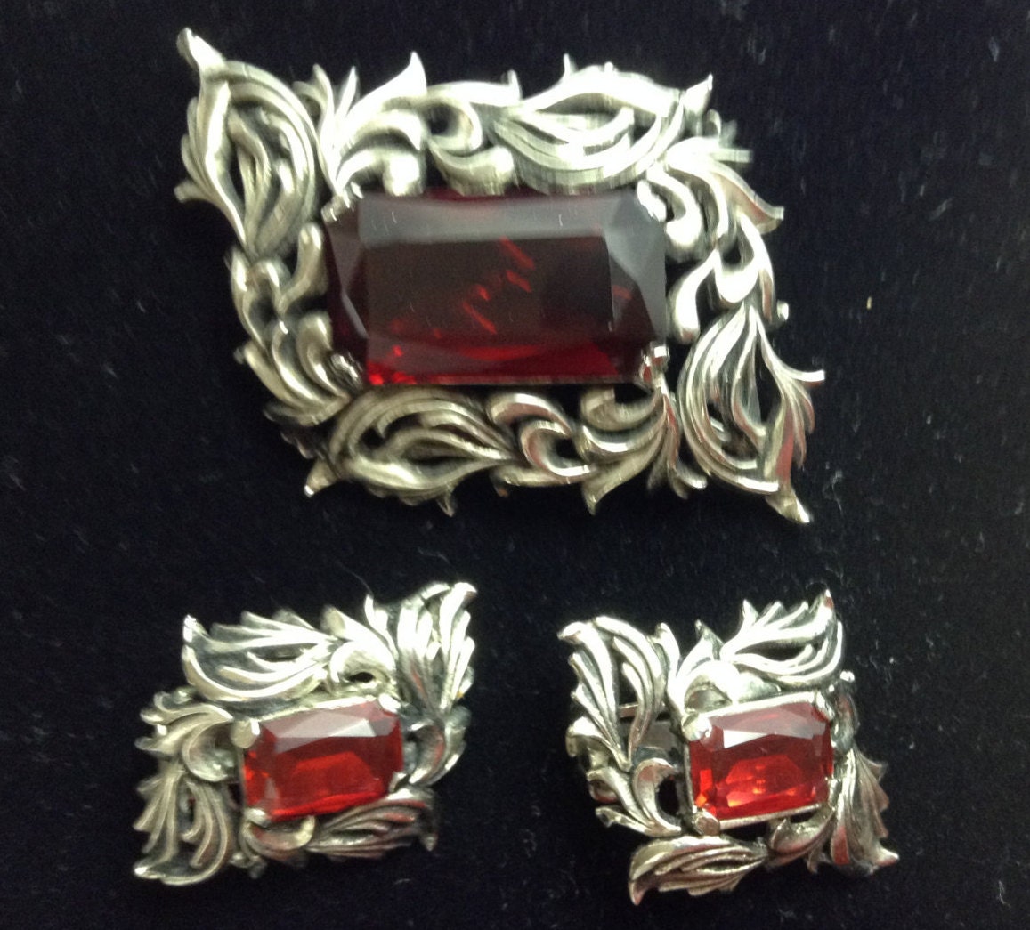 Stylecraft Ruby Red Brooch and Earring Demi-parure Circa 1940 - Etsy