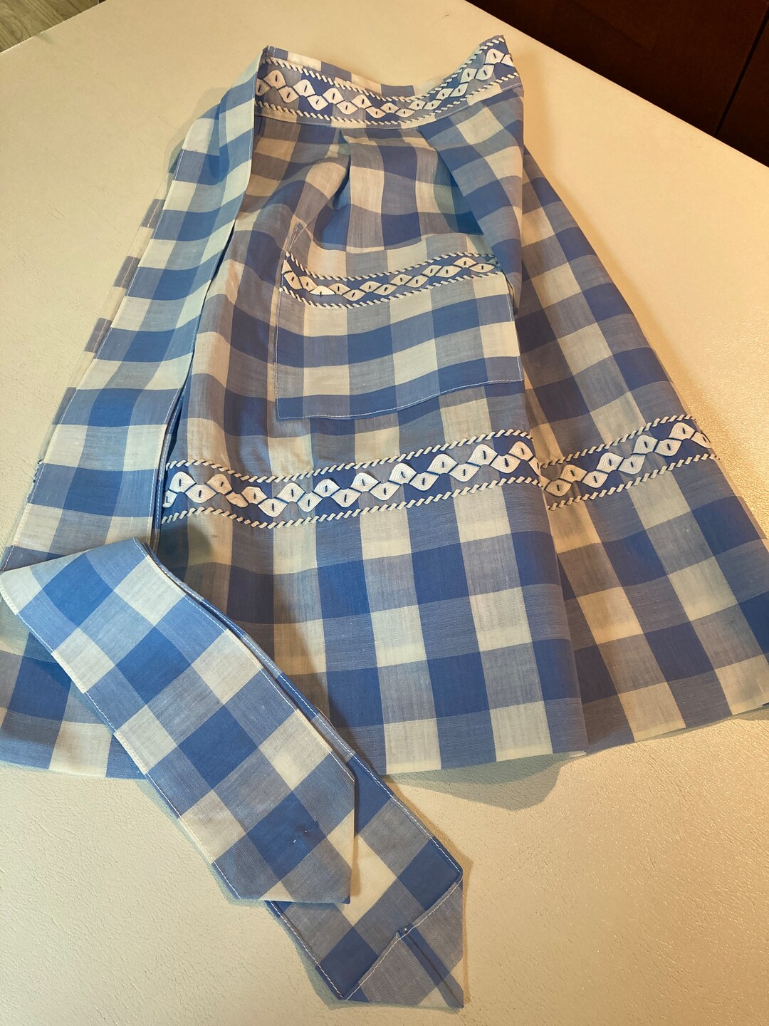 Vintage Apron, Baby Blue and White Checkerboard With White Bric a Brac ...