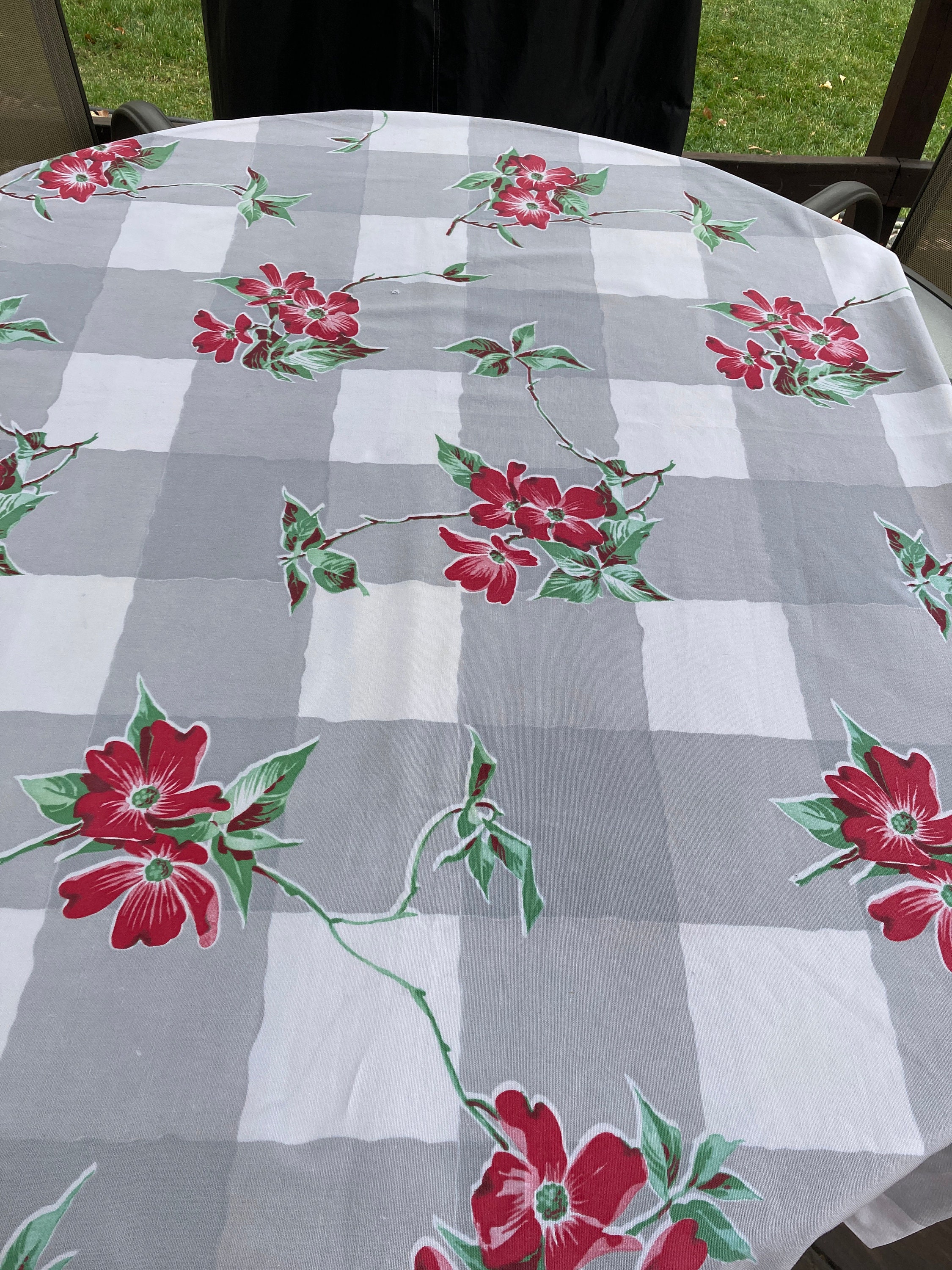 Classic Wilendur "red Dogwood" Vintage Tablecloth - Etsy