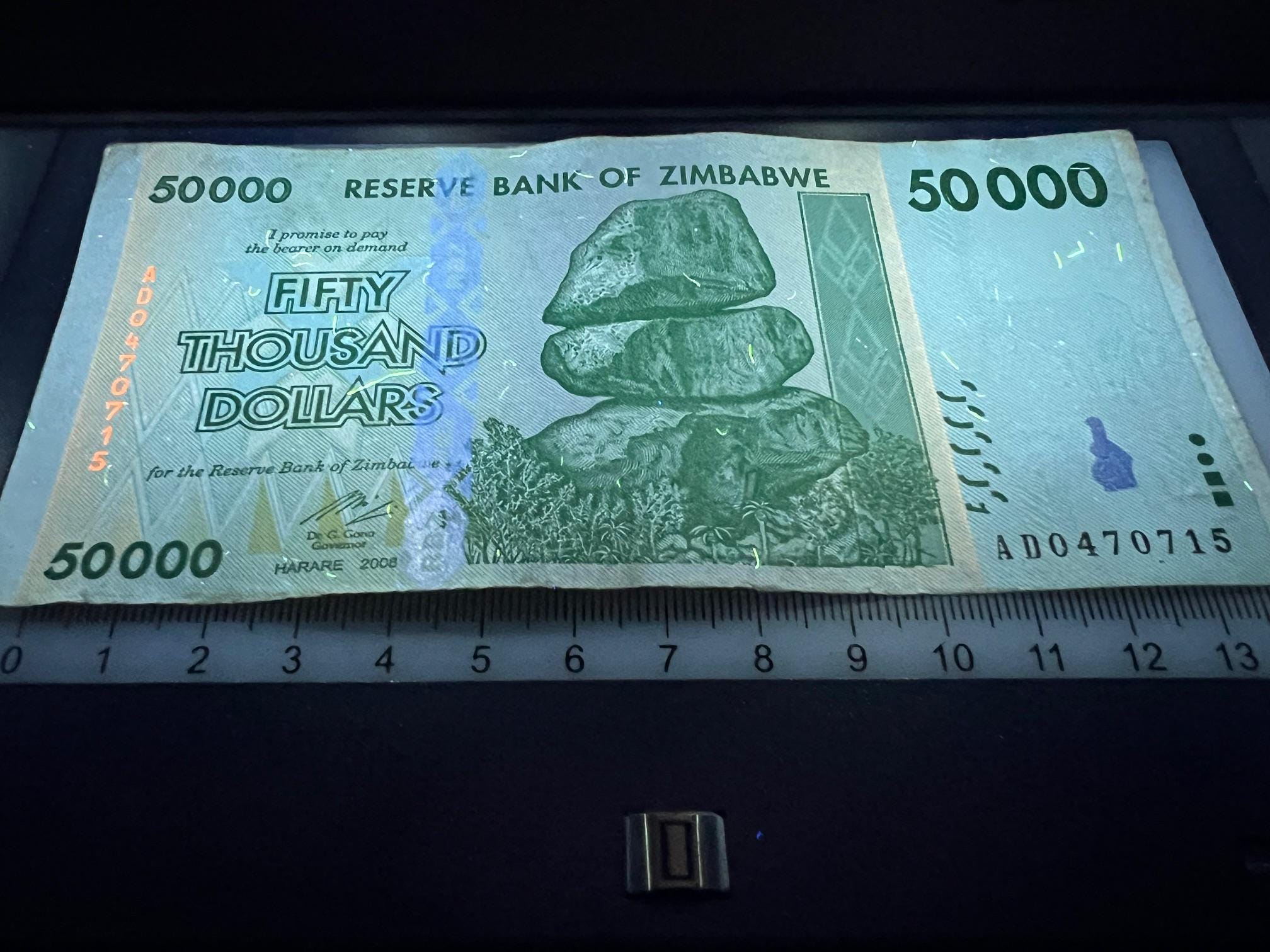 50000 In 50 Dollar Bills