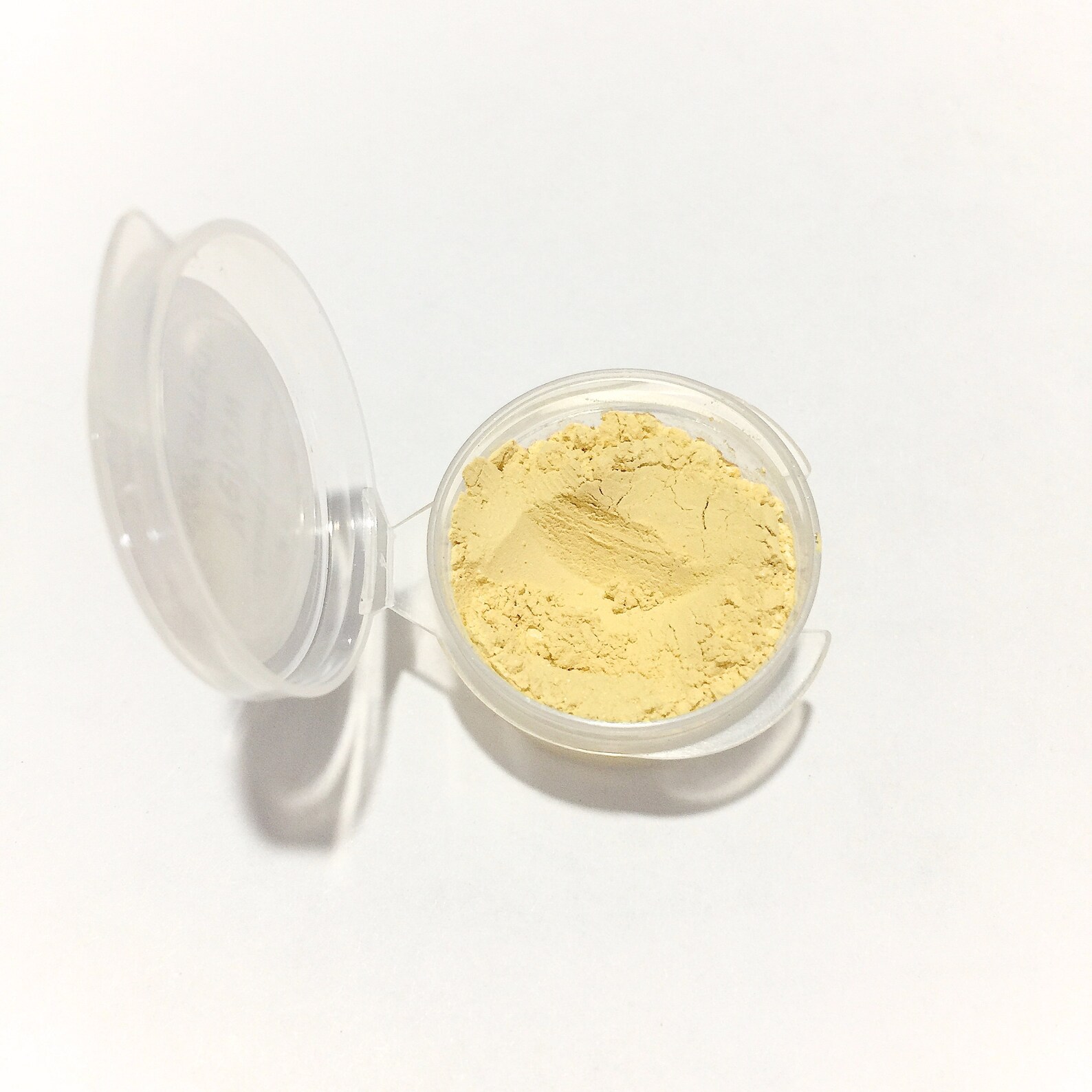 YELLOW Mineral Corrector Loose Powder Concealer Titanium Free - Etsy