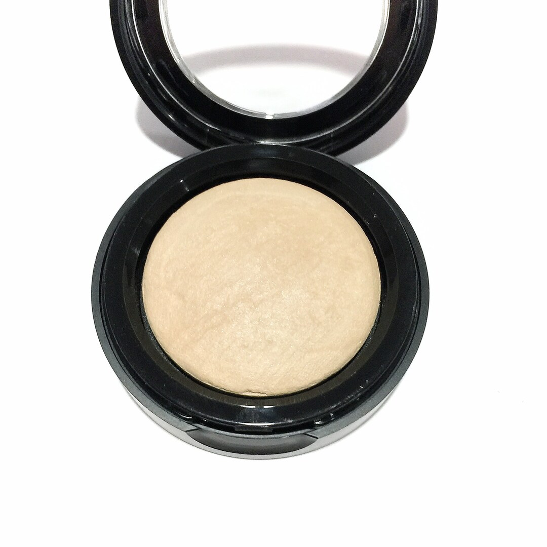 FRENCH VANILLA Natural BAKED Eye Shadow Botanical Makeup - Etsy