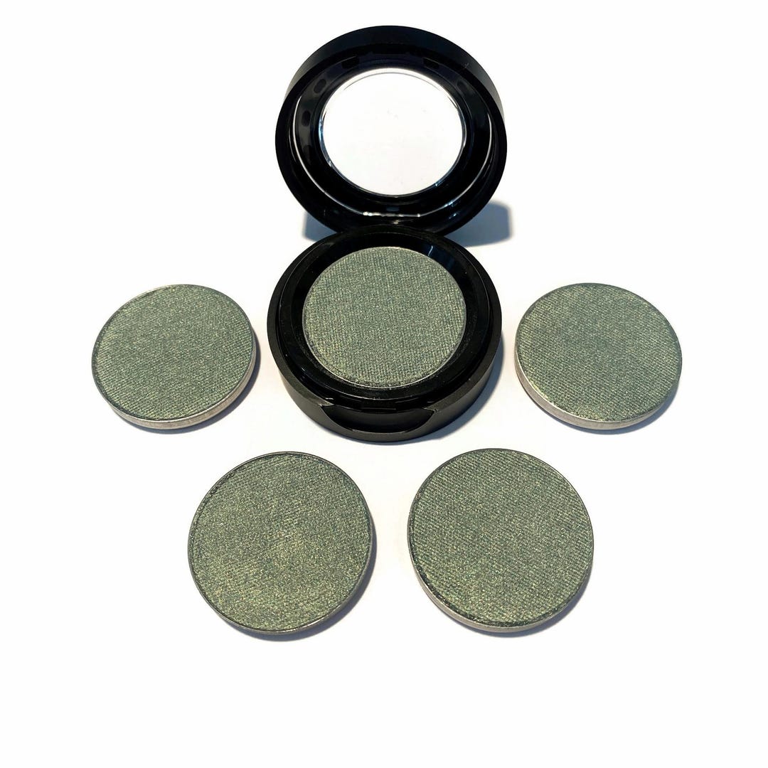 SEA TURTLE Eye Shadow Compact | Natural Mineral Makeup - Etsy