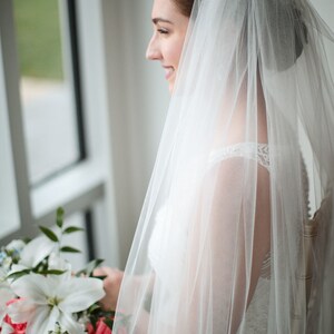 72" Wide Wedding Veil, Single Layer Standard Cathedral Bridal Veil ...