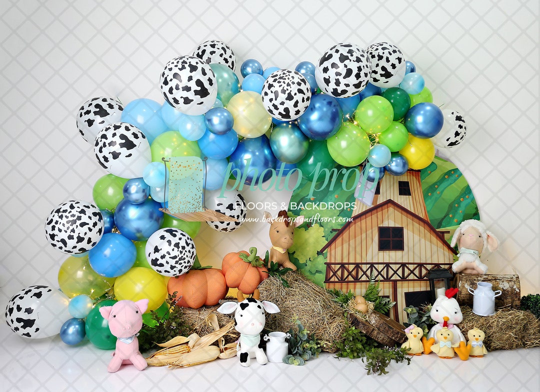 Barn & Farm Animals Photography Backdrop - Cow Print, Balloon Arch, Hay ...