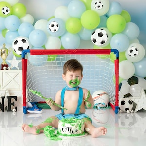 Soccer Photography Backdrop - Balloon Garland, Arch, White, Black ...
