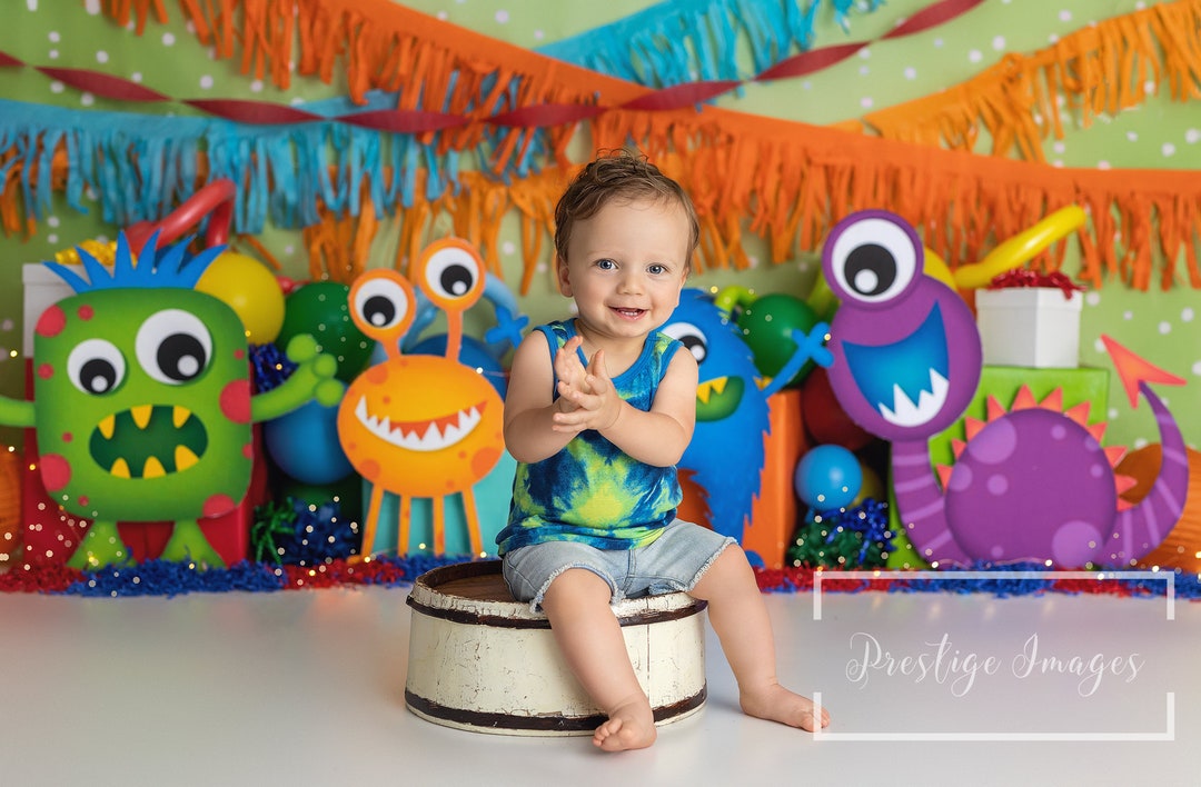 Rainbow Colorful Monster Photography Backdrop, Monsters, Aliens ...