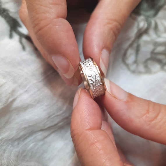 Delicate Flower Wedding Ring Flower and Leaf Pattern Silver - Etsy
