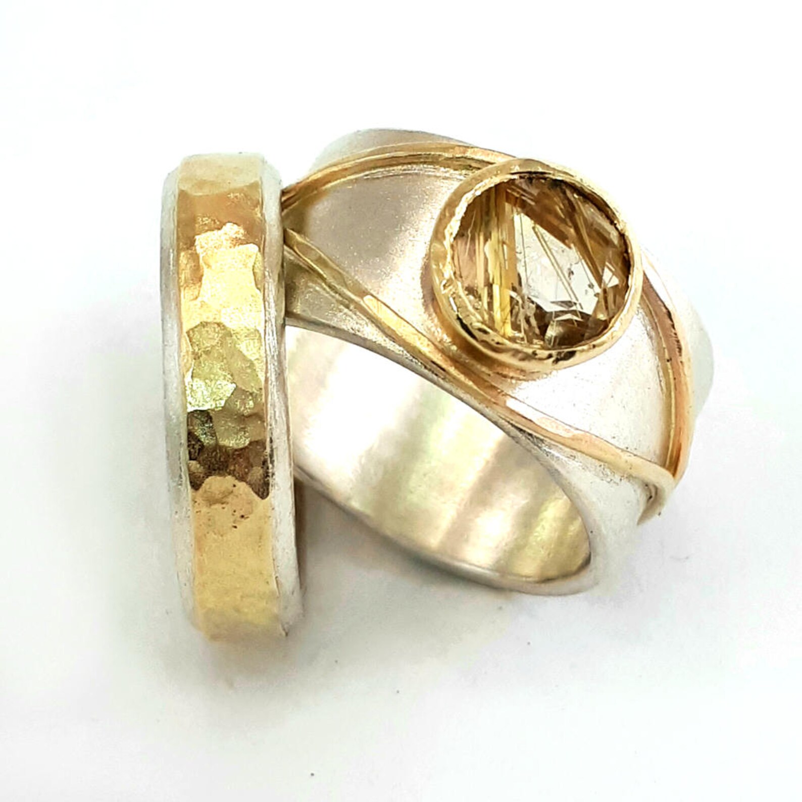 Unique and Elegant Wedding Ring Set His and Hers - Etsy Israel