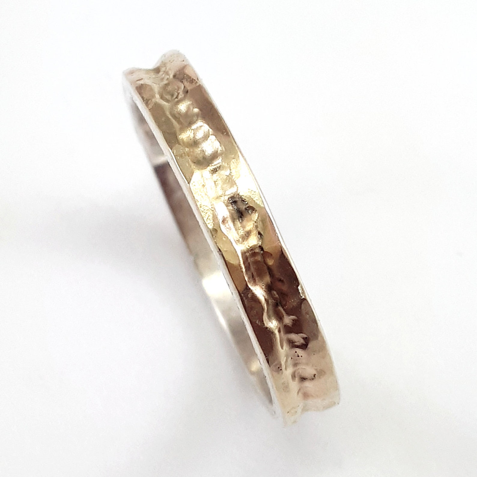 Thin gold wedding ring women's wedding band hammered | Etsy