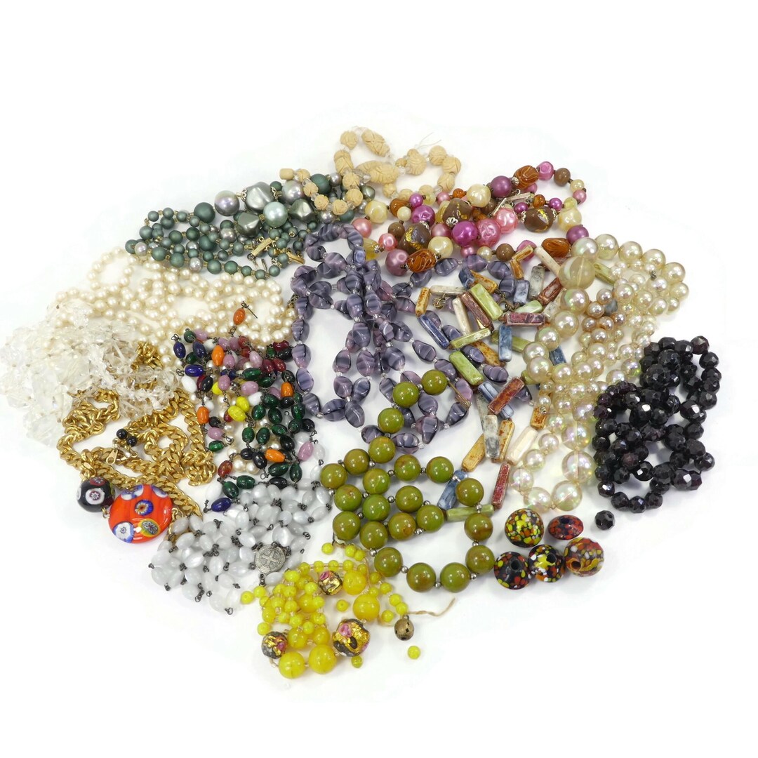 Vintage, Broken Necklace, Bead Lot, Bakelite, Bubble Lucite, Czech Foil ...