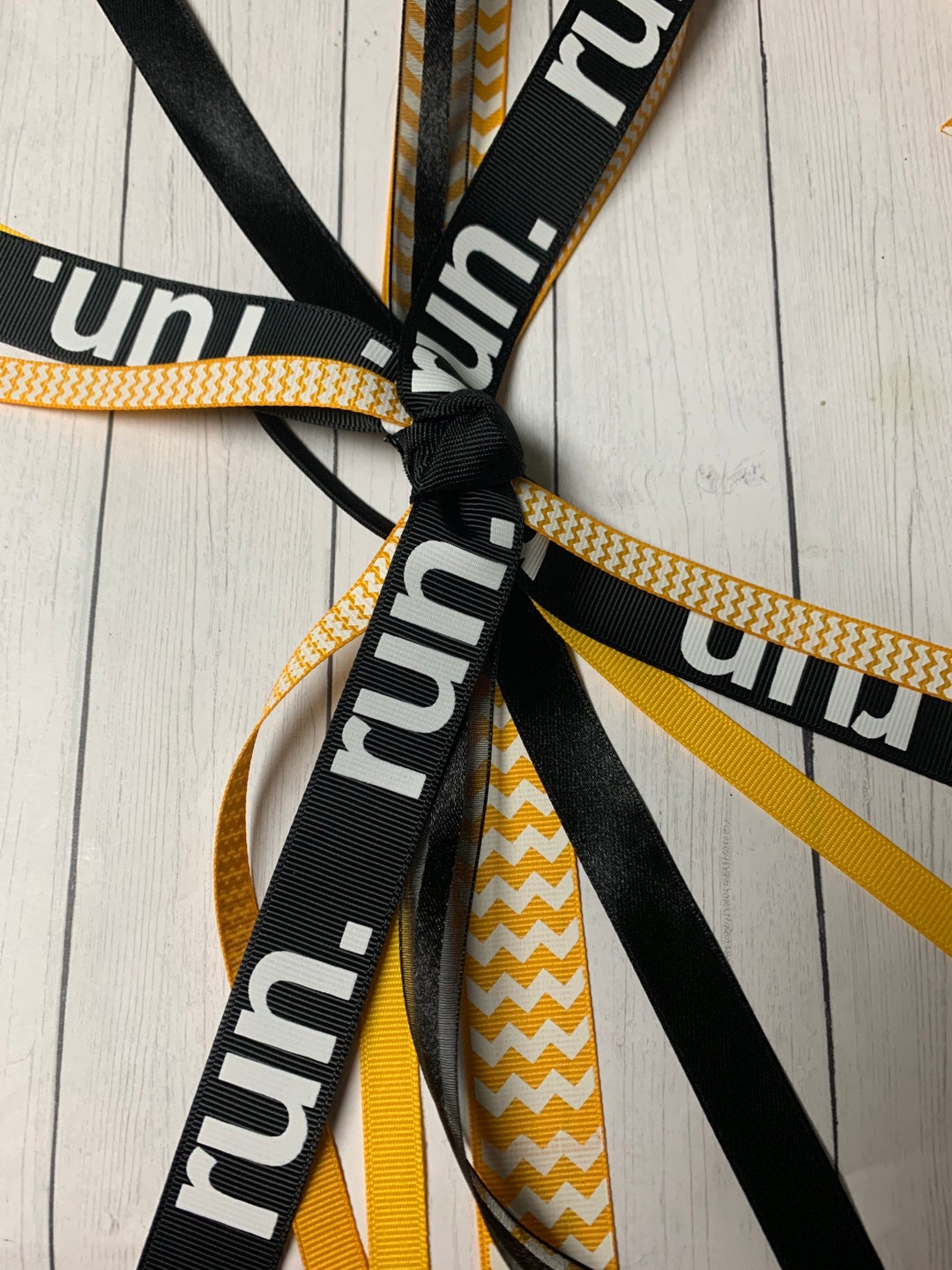 Running Ribbons, Black Streamers, Track Ponytail, Running Club - Etsy
