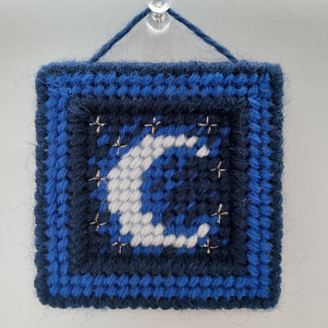 Needlepoint Mini Tapestries Tiny Pixel Art With Yarn Hand Embroidered ...