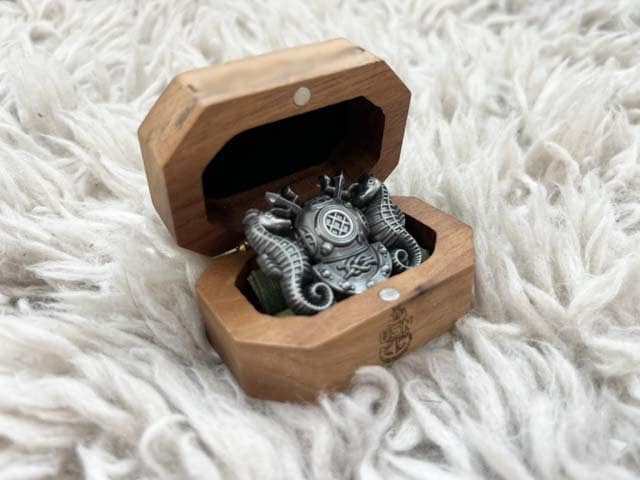 Dive Pin With Custom Gift Box - Etsy