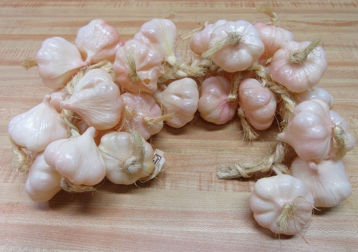 Bag of Plastic Artificial Garlic Bulbs on Jute String Twine | Etsy