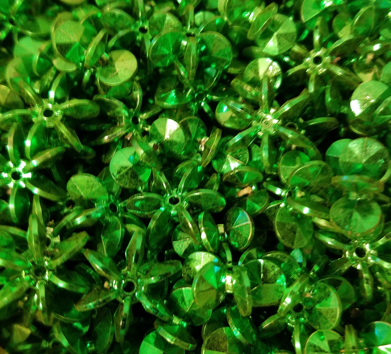 200 Pcs 18mm Metallic Colors Starflake Sunburst Plastic | Etsy