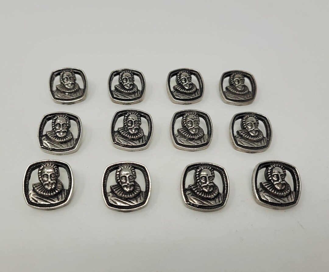 12 Pcs William Shakespeare Head Silver or Gold Molded Plastic Sewing ...