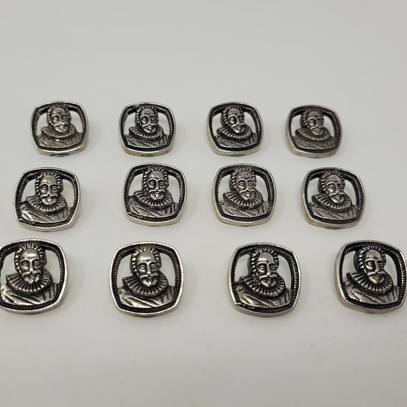 Buttons Shakespeare - Etsy