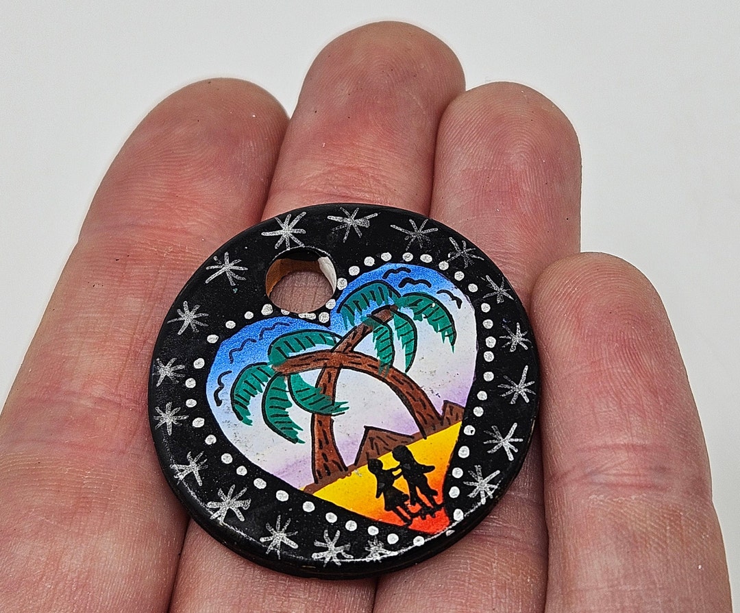 10 Pcs Peruvian Painted Clay Pottery With Heart and Palm Trees Craft ...