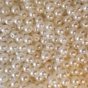 Lot of 1,000 Loose Artificial Plastic Pearls 5mm Small Round Craft ...