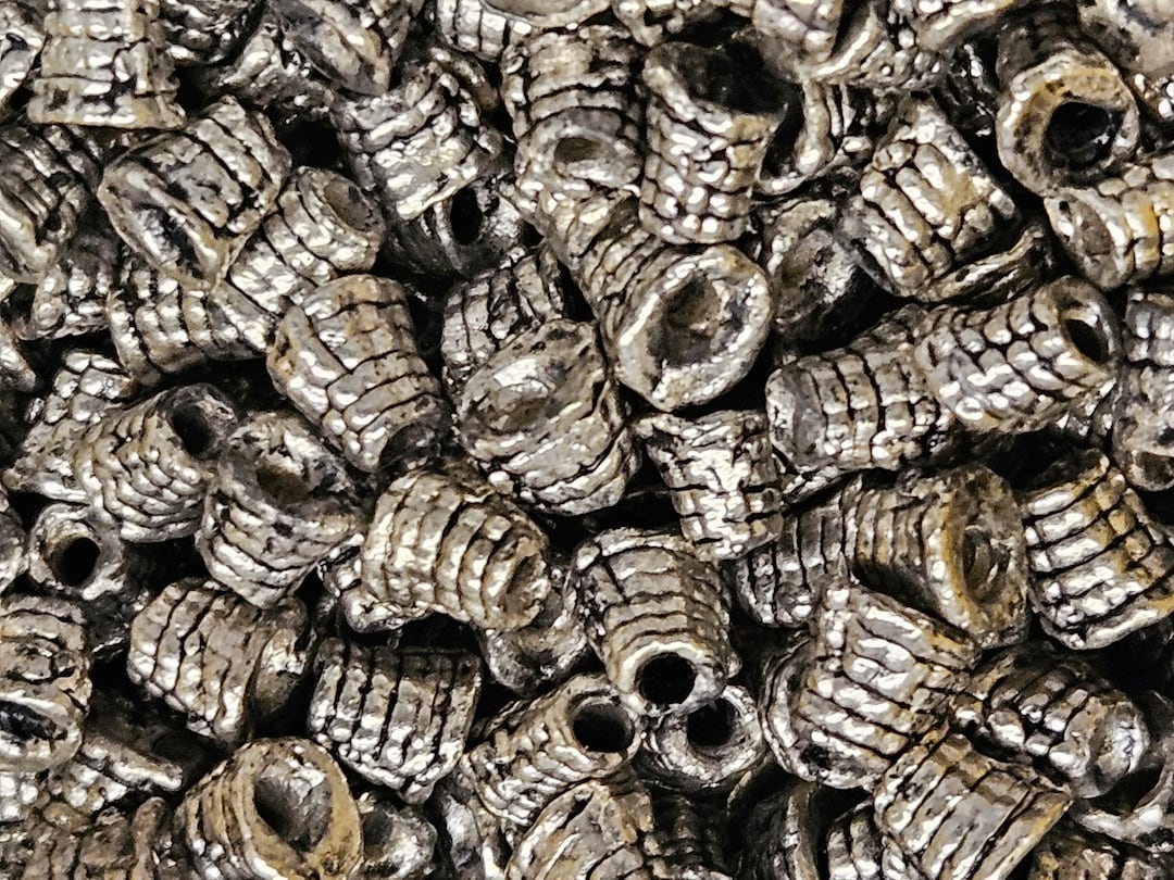 Pack of 50 Vintage Antique Silver Plated Patterned Cone Shape End Cap ...