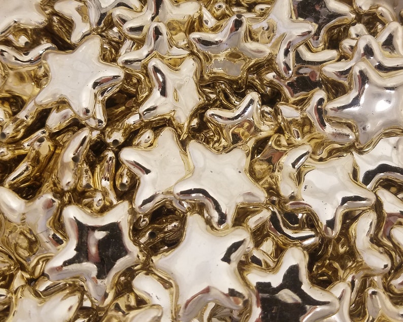 Pack of 50 Shiny Metallic Puffy Star-shaped Plastic Beads 1" Inch 25mm ...