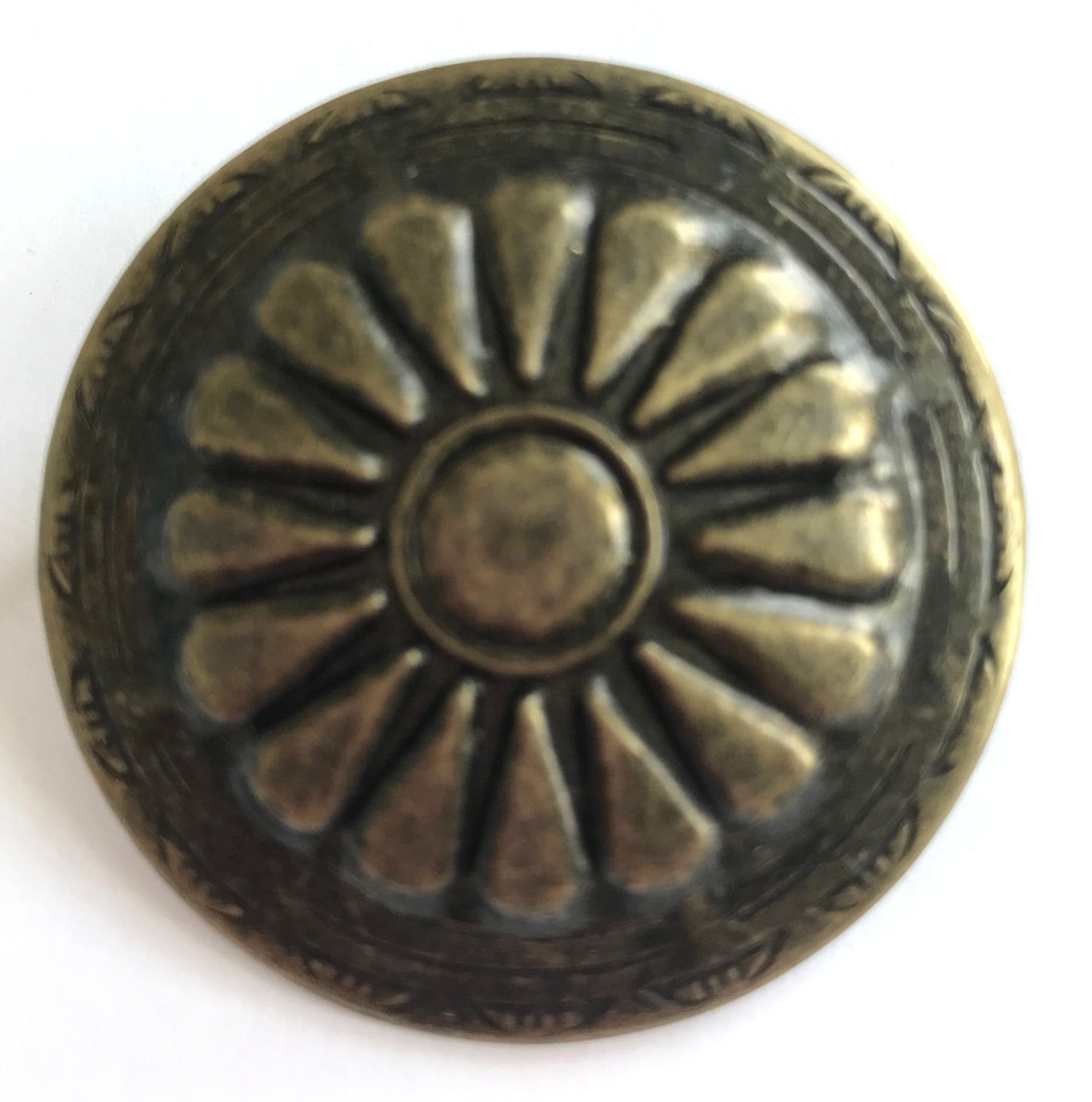 10 Pcs Large Round Studs Nailheads Metal Medallion Craft Accent ...